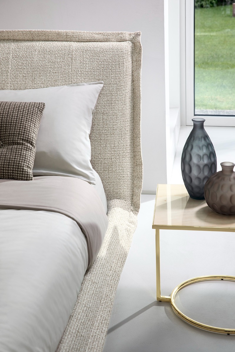 CS6087 Fluff Bed by Calligaris