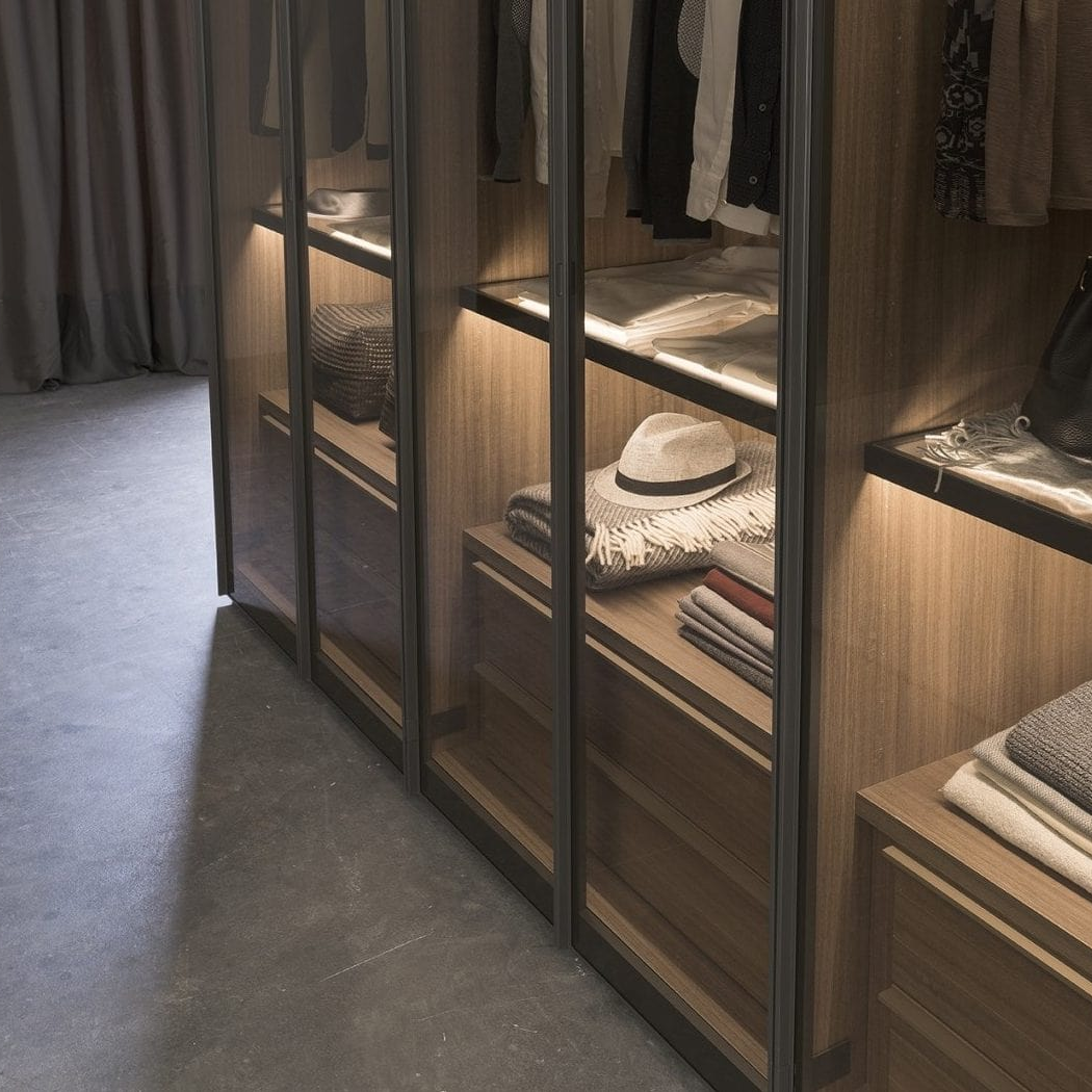 Telaio Vetro Hinged Doors Wardrobe by Presotto